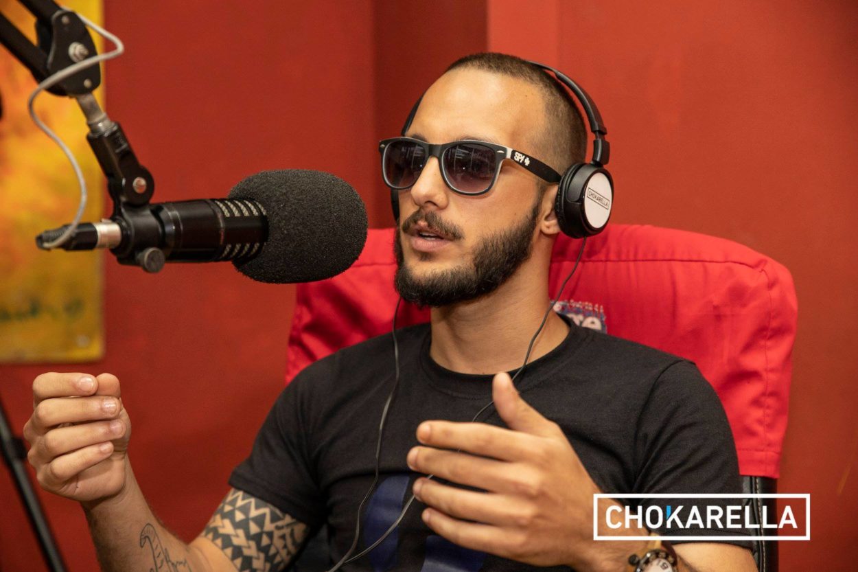 Atis brezilyen Amaral TiBlan nan Chokarella – Chokarella