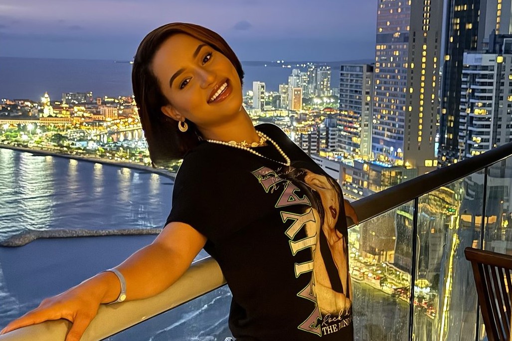 Fatima Alteri en concert pour la “Haitian Heritage Night Celebration” au Kia Center - Chokarella