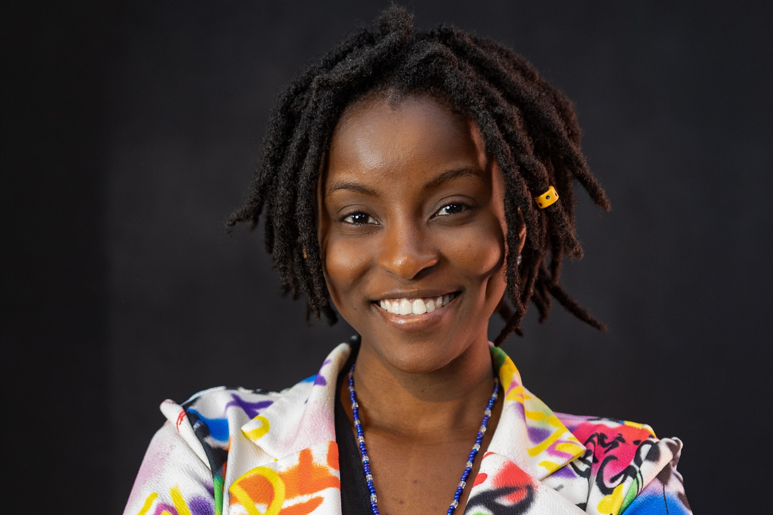 Emmanuela Bazile, une voix engagée sur les planches haïtiennes - Chokarella